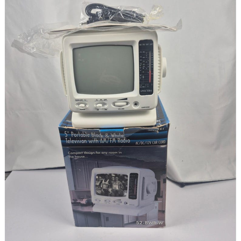 Vintage Portable 5 Inch Mini TV Retro Black White Television Spectra ...