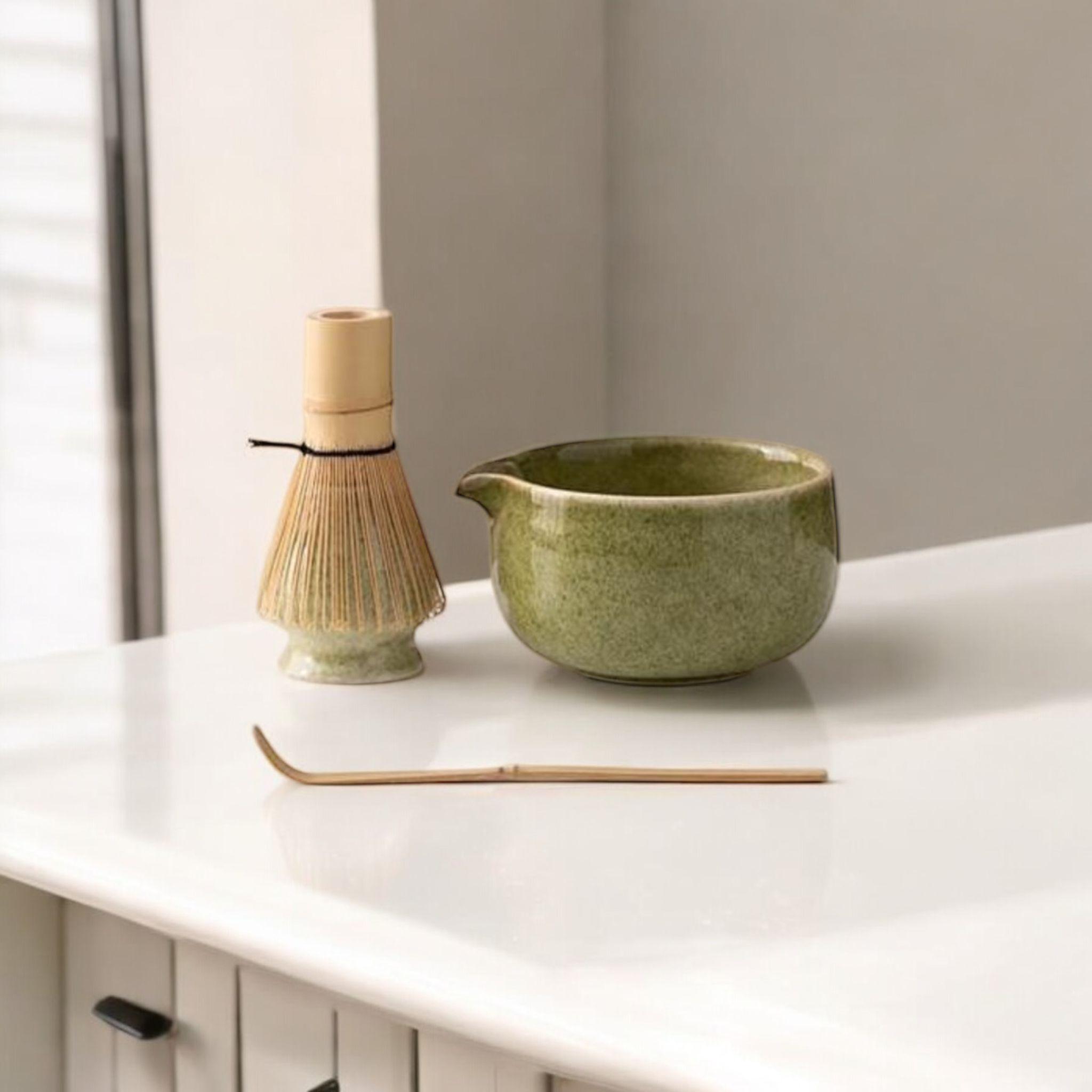 Handmade Matcha Tea Set – Ceramic Matcha Bowl With Spout, Bamboo Whisk ...
