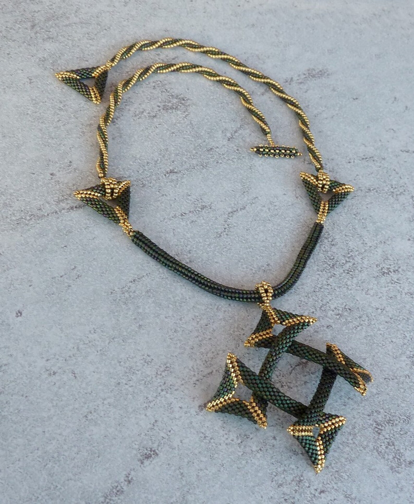 Not a Knot beaded Necklace/ PDF File - Etsy