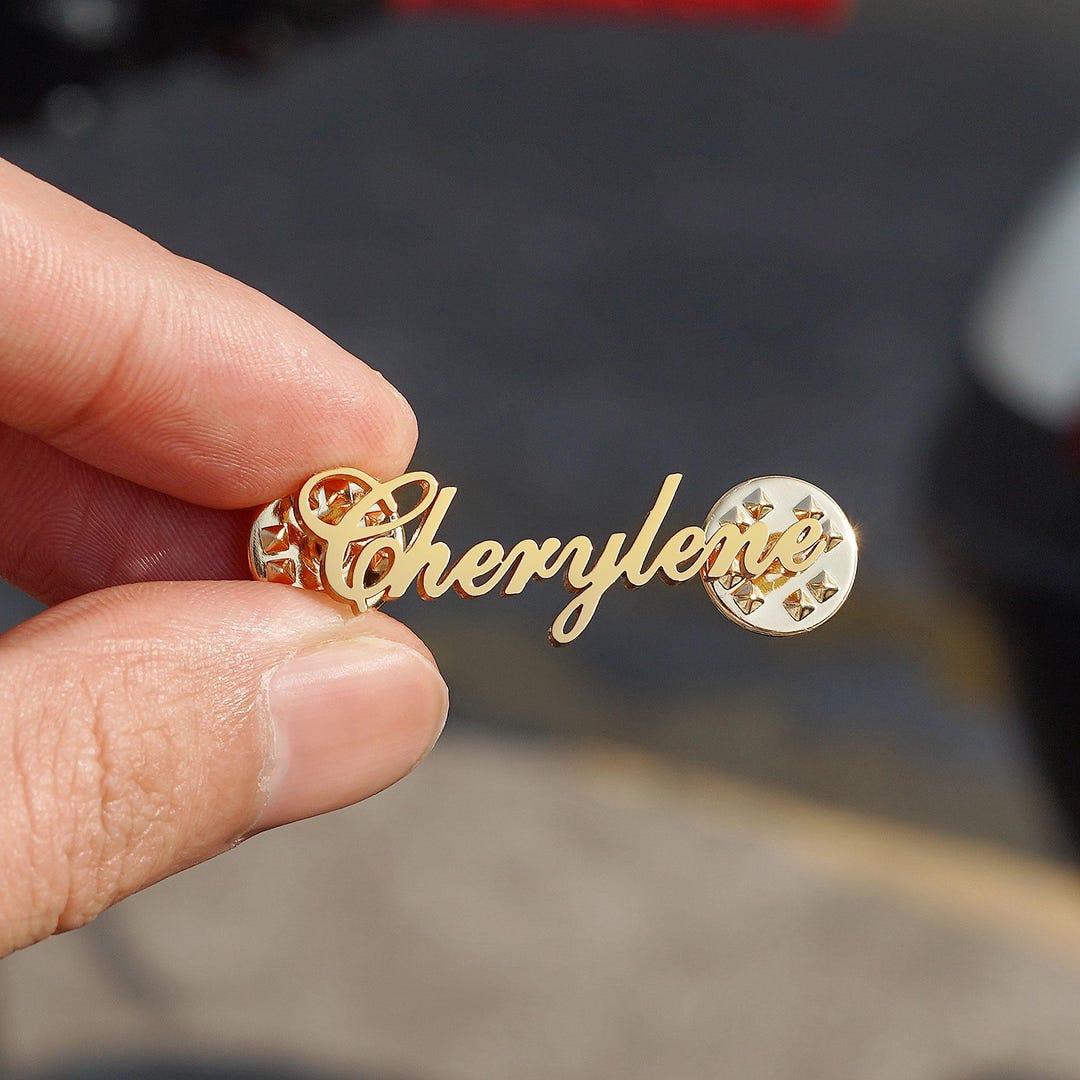 Personalized Name Brooch: Custom Initial Lapel Pin - Etsy