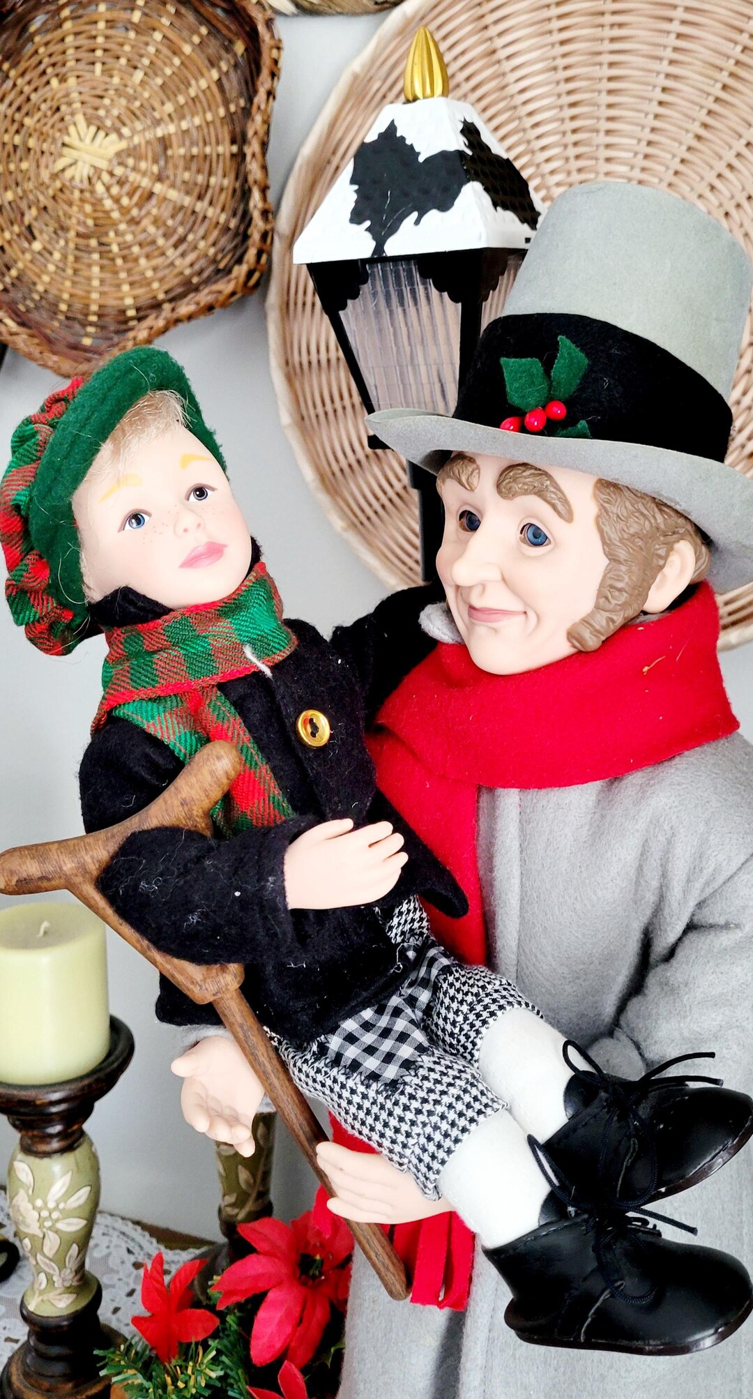 Animated Scrooge and Tiny Tim Holiday Display With Lightpost - Etsy