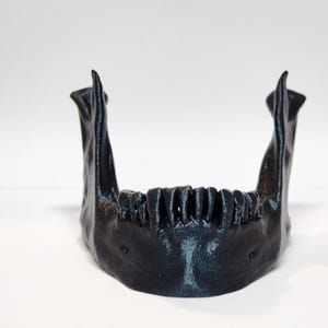 Jaw Phone Stand - Etsy