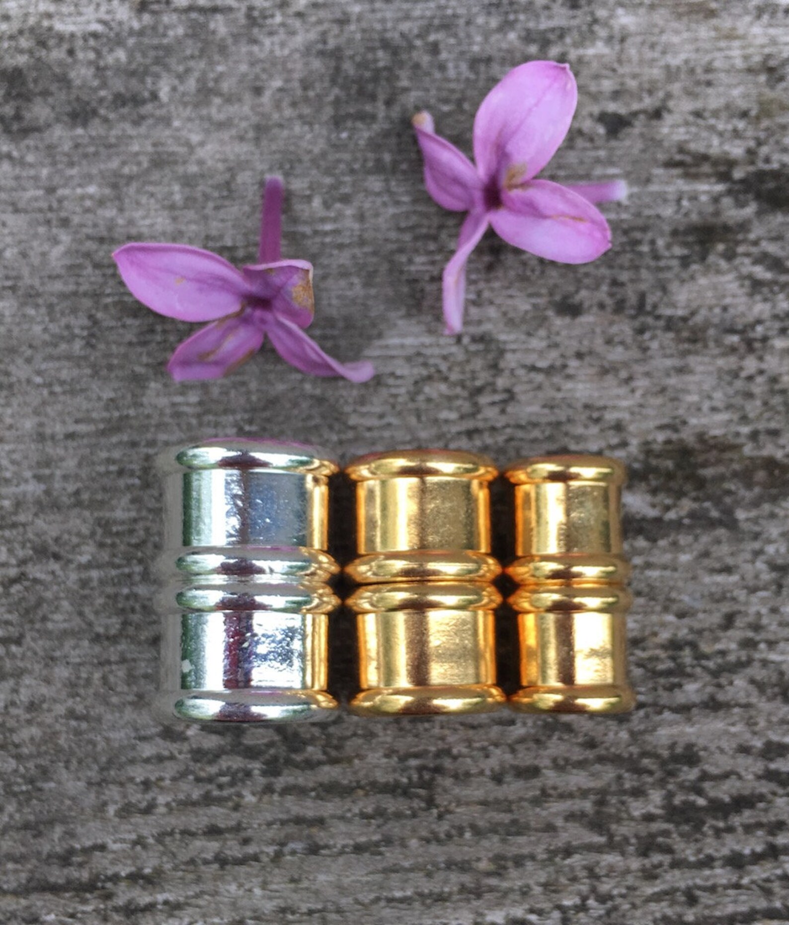 Three Pieces - 8 Mm Barrel Closure Style Magnetic Silver or Gold Clasp ...