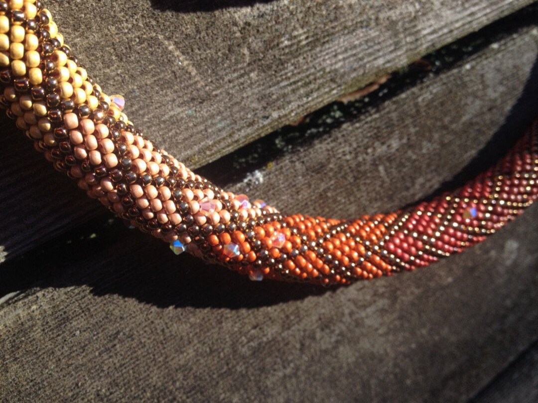 Ombre Bracelet Pattern - Colors as Featured in TOHO Advertisements ...