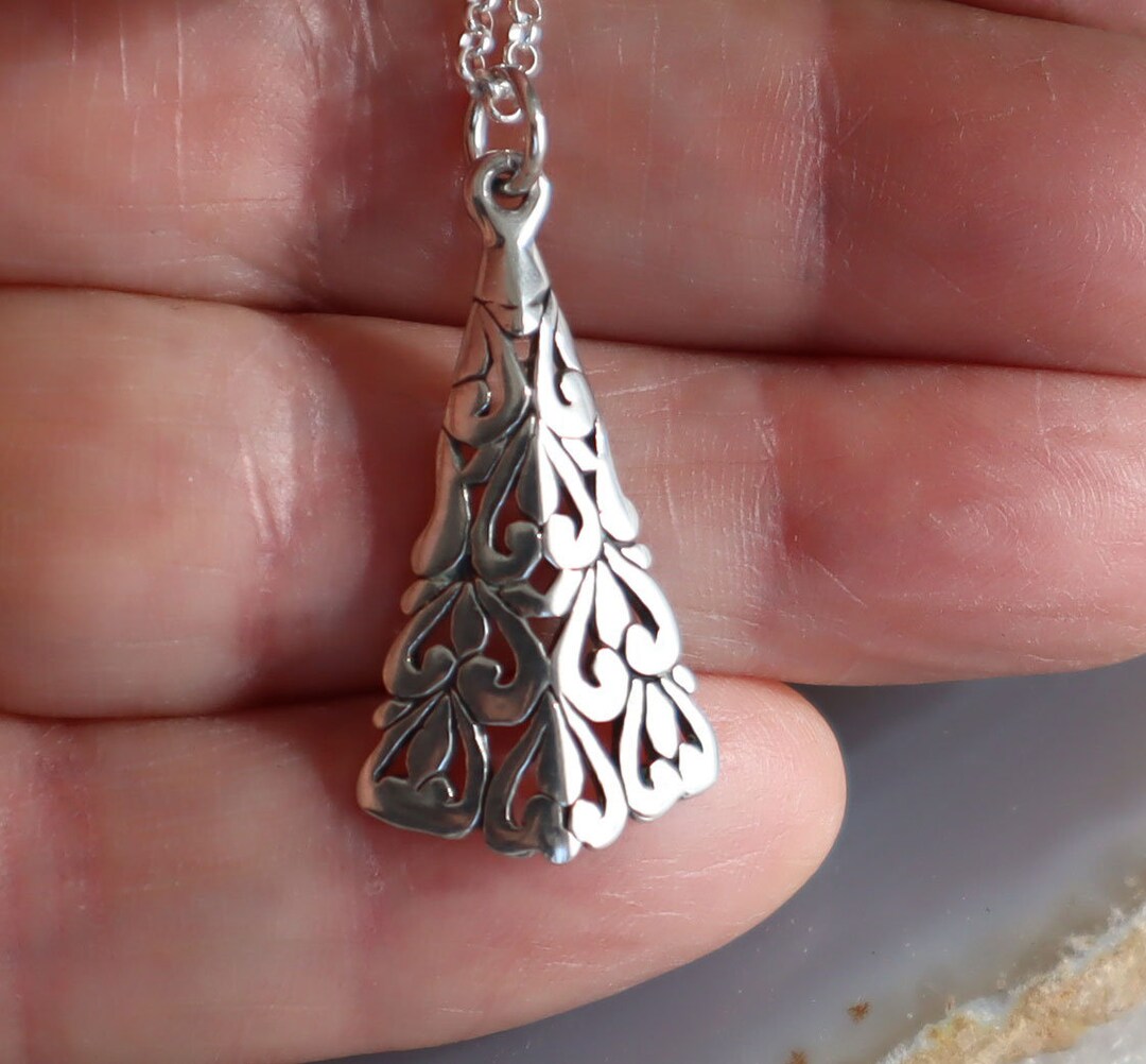 Jewelry Rescue Vintage Sterling Triangle Filigree Design Pendant 32mm ...