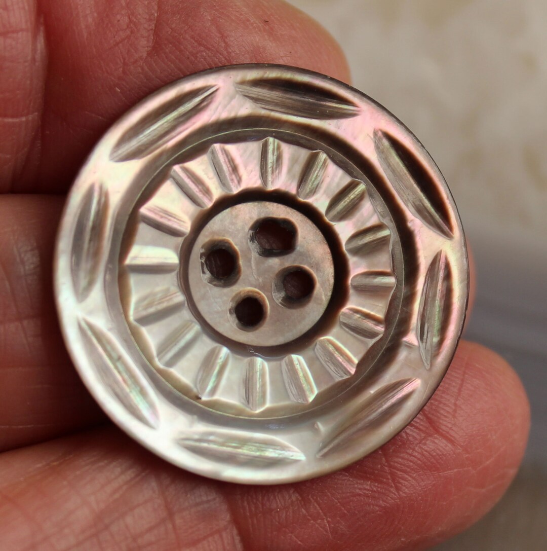 Vintage 27mm Carved Shell Flower Button Single Piece 3 - Etsy