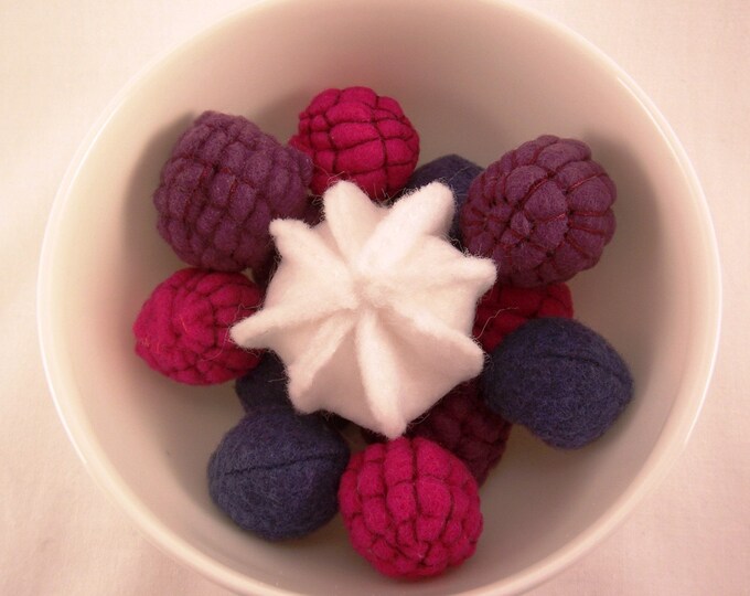 Dessert Felt Play Food Raspberry, Blackberry, Blueberry and Whip Cream ...