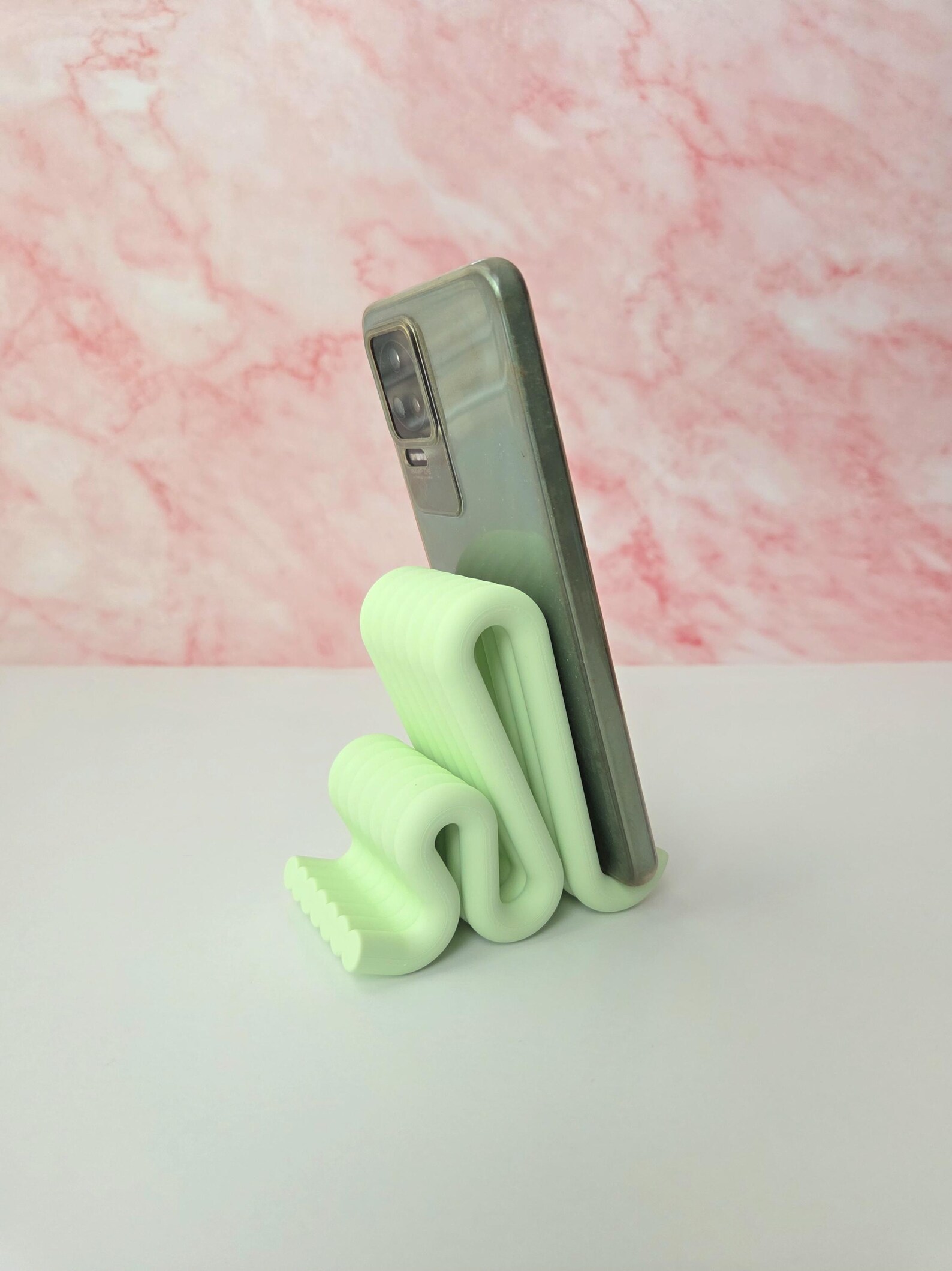 Modern Wavy Phone Stand, Minimalist Desk Organizer - Etsy