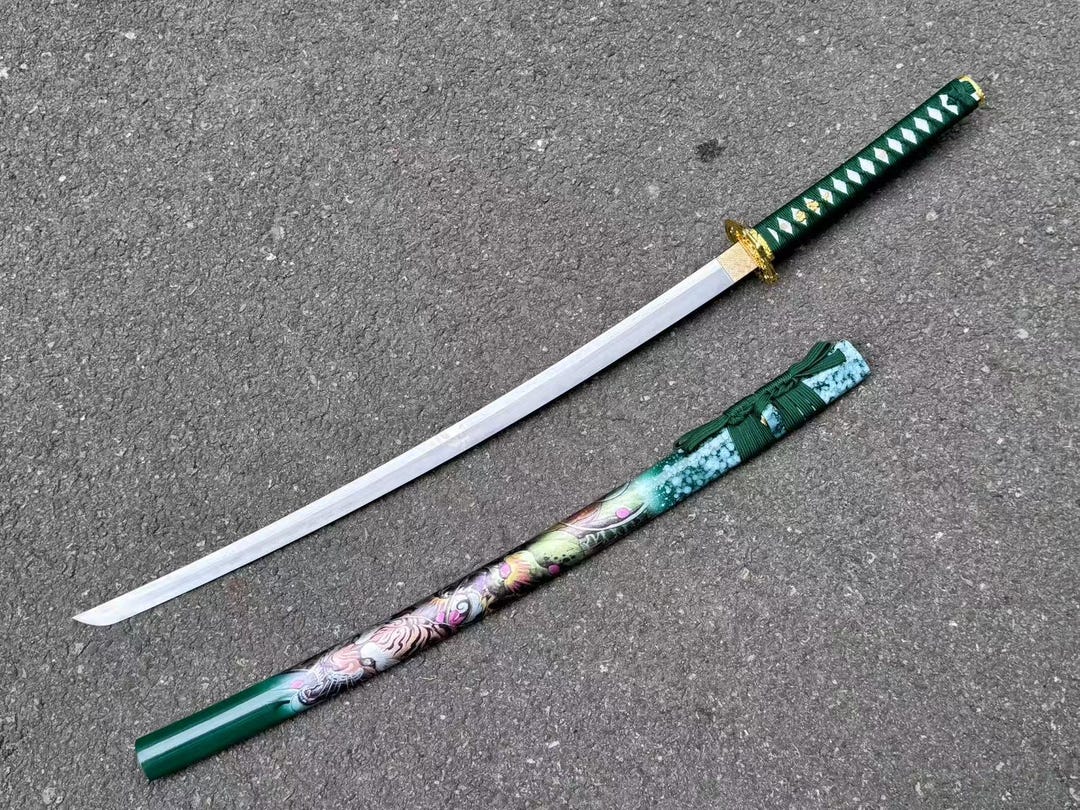 Damascus Steel Katana Sword – Hand Forged Blade With Tiger Engraved ...