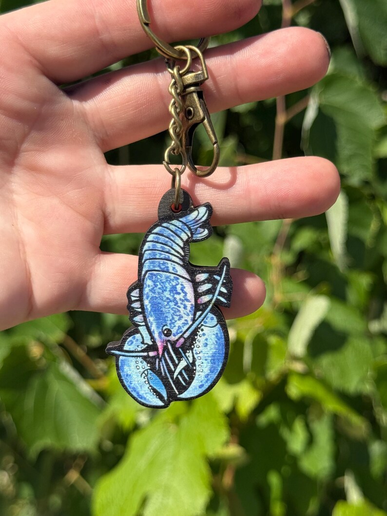 Crawdad Crawfish Blue Wood Animal Keychain: Gift for Zookeepers ...