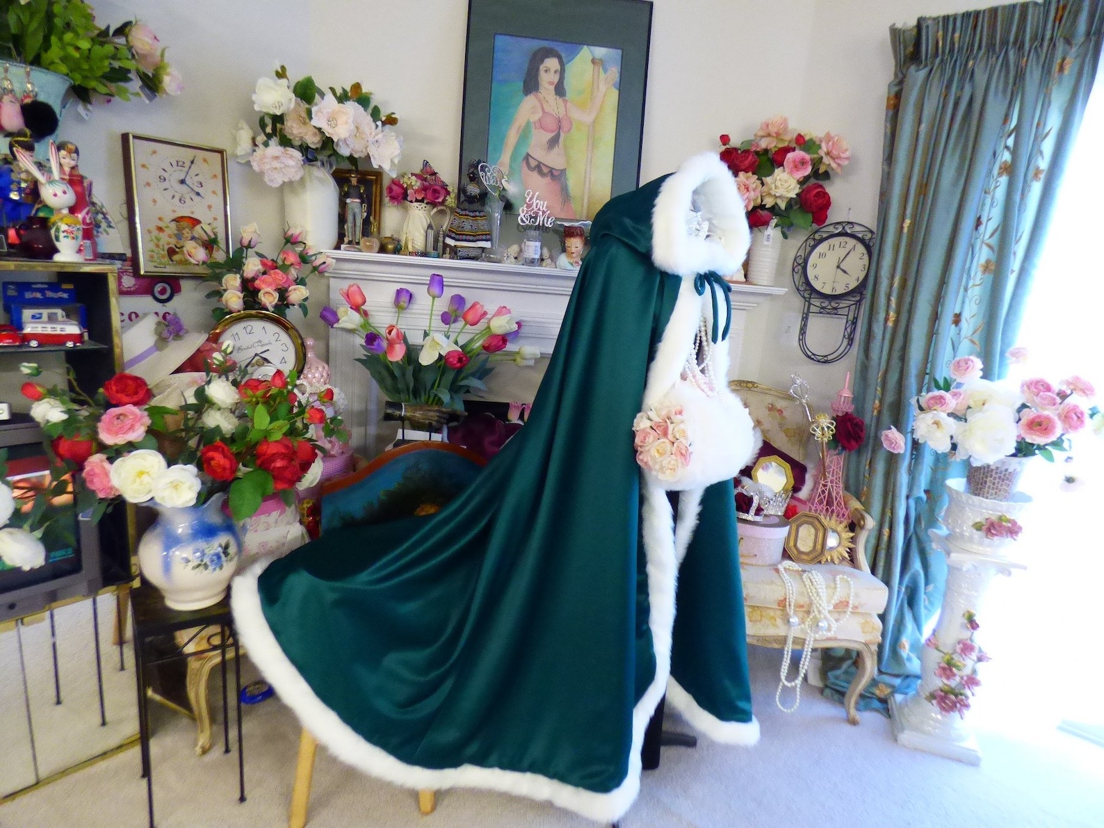 Burlesque Queen Bridal Cape Full-length 52-inch Emerald-green / Ivory ...