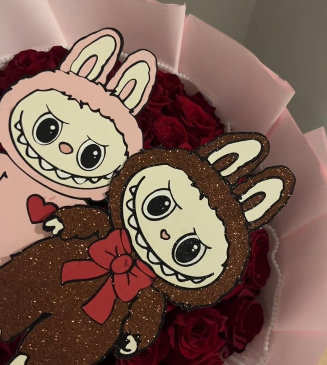 Paquete SVG de Labubu / Adorno para el día de San Valentín de Labubu para ramos / SVG para el ...