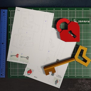 Heart-shaped Castle and Key Papercraft - DIY Paper Model for Valentine ...