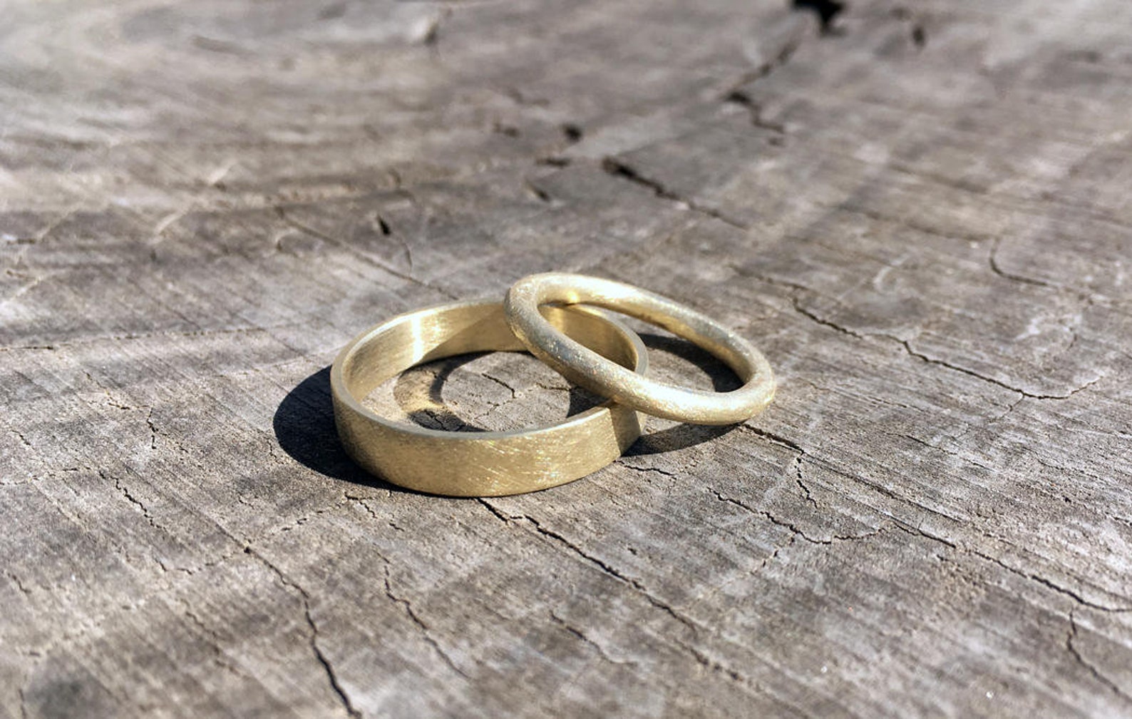 Rough and Gentle. Man 14K Gold Wedding Band. Unpolished Man - Etsy