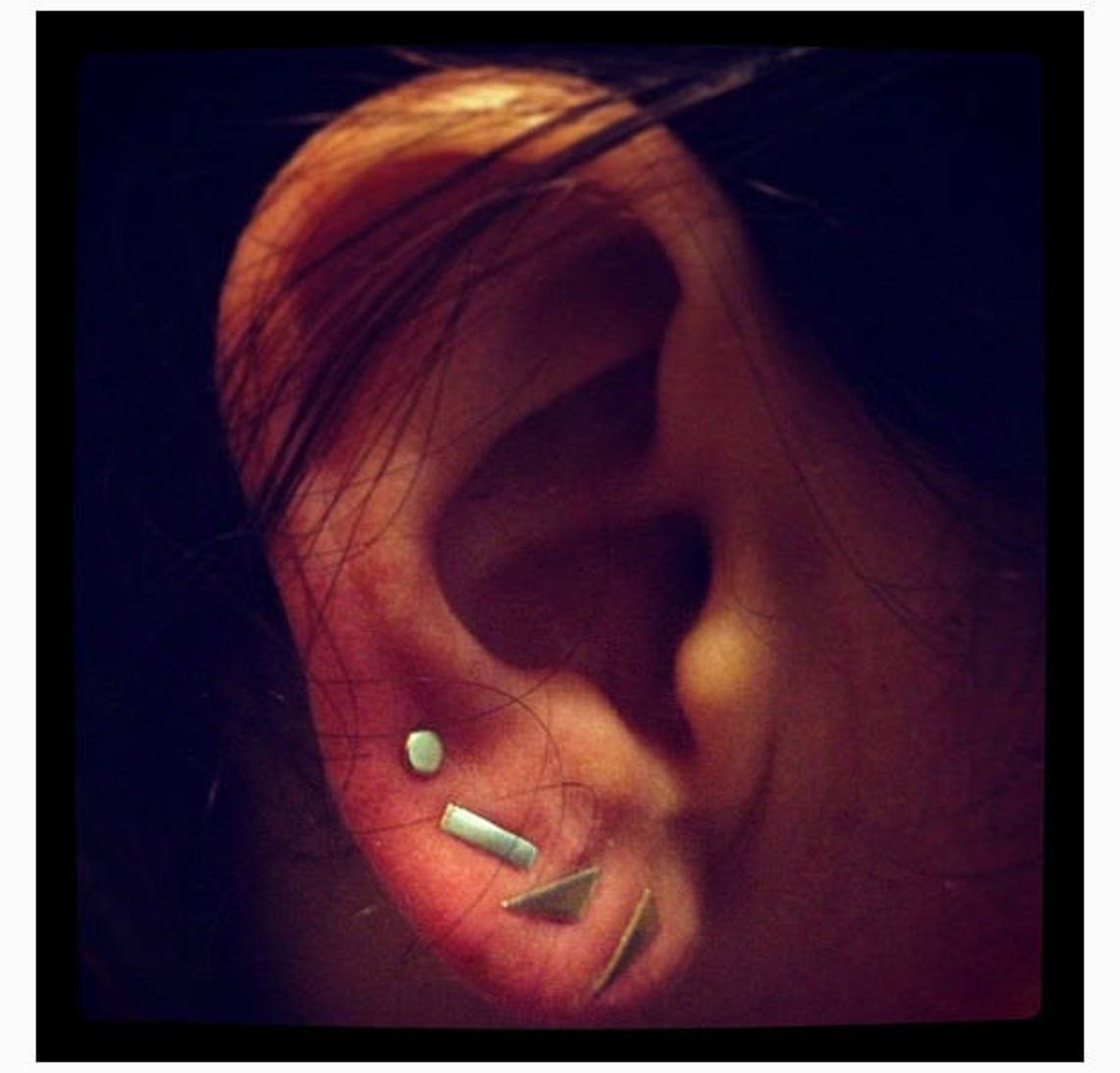 SALE. Nails 14K Gold Unisex Single Stud Earring. Simple Dot - Etsy