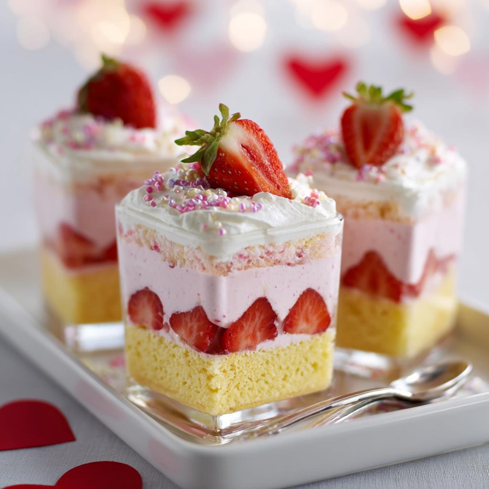 Strawberry Shortcake Trifle Cups | Easy No-bake Dessert Recipe ...