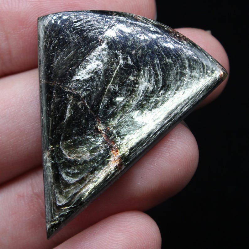 Natural Phlogopite (tetraferriphlogopite) Cabochon Mica Triangular ...