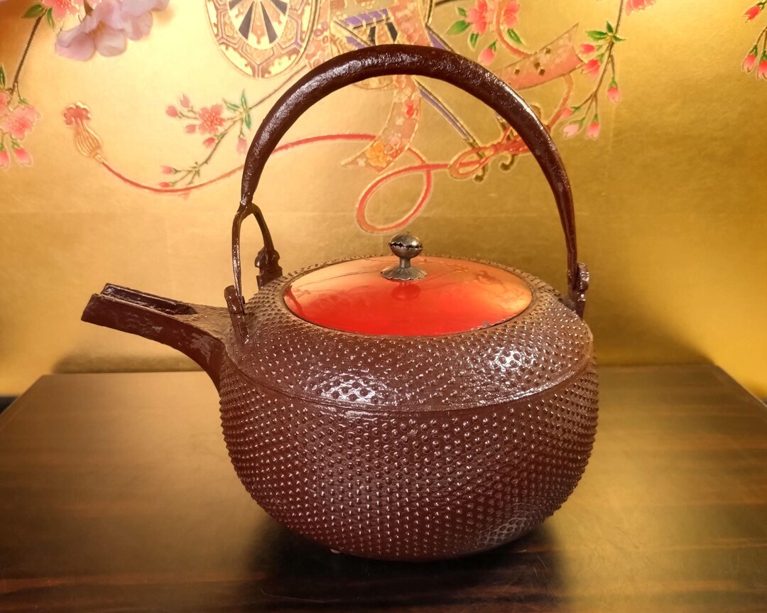 Antique Japanese Tetsubin Cast Iron Teapot – Taisho Era Style, Wooden ...