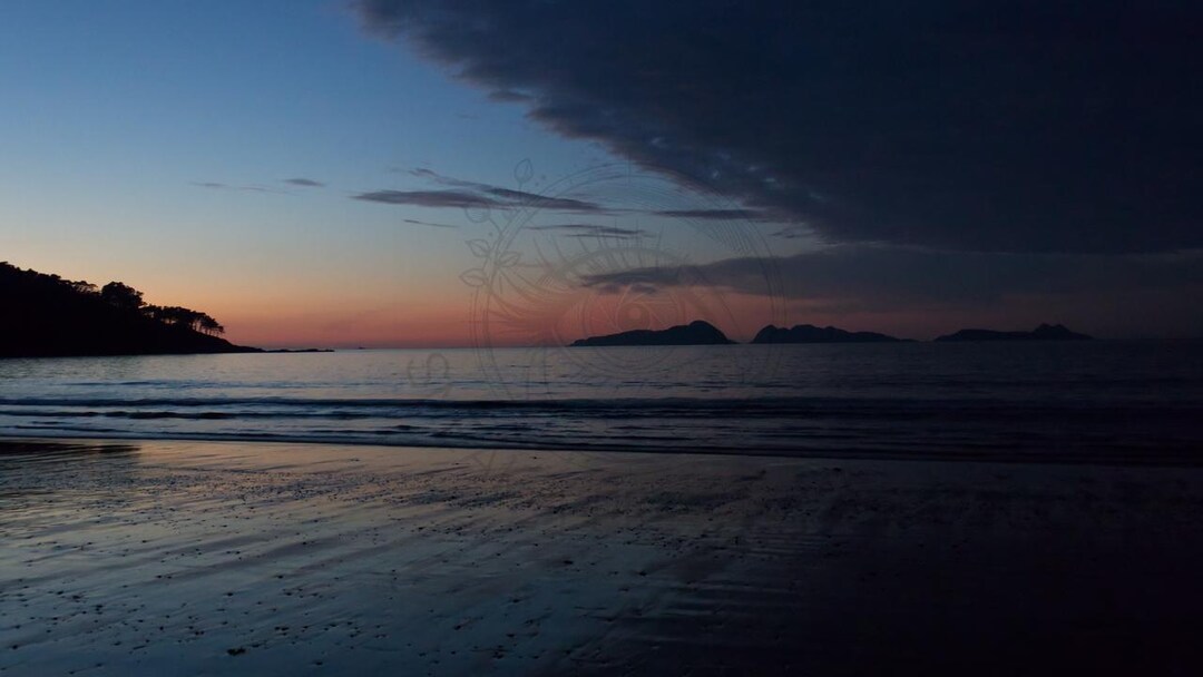 Sunset at Patos Beach – Digital Wallpaper Set (4K, 1440p, 1080p, 720p ...