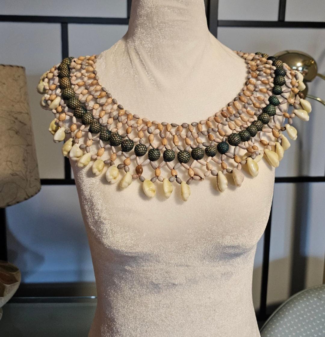Vintage Cowrie Shell Bib Necklace, Seed Pod Boho Collar - Etsy