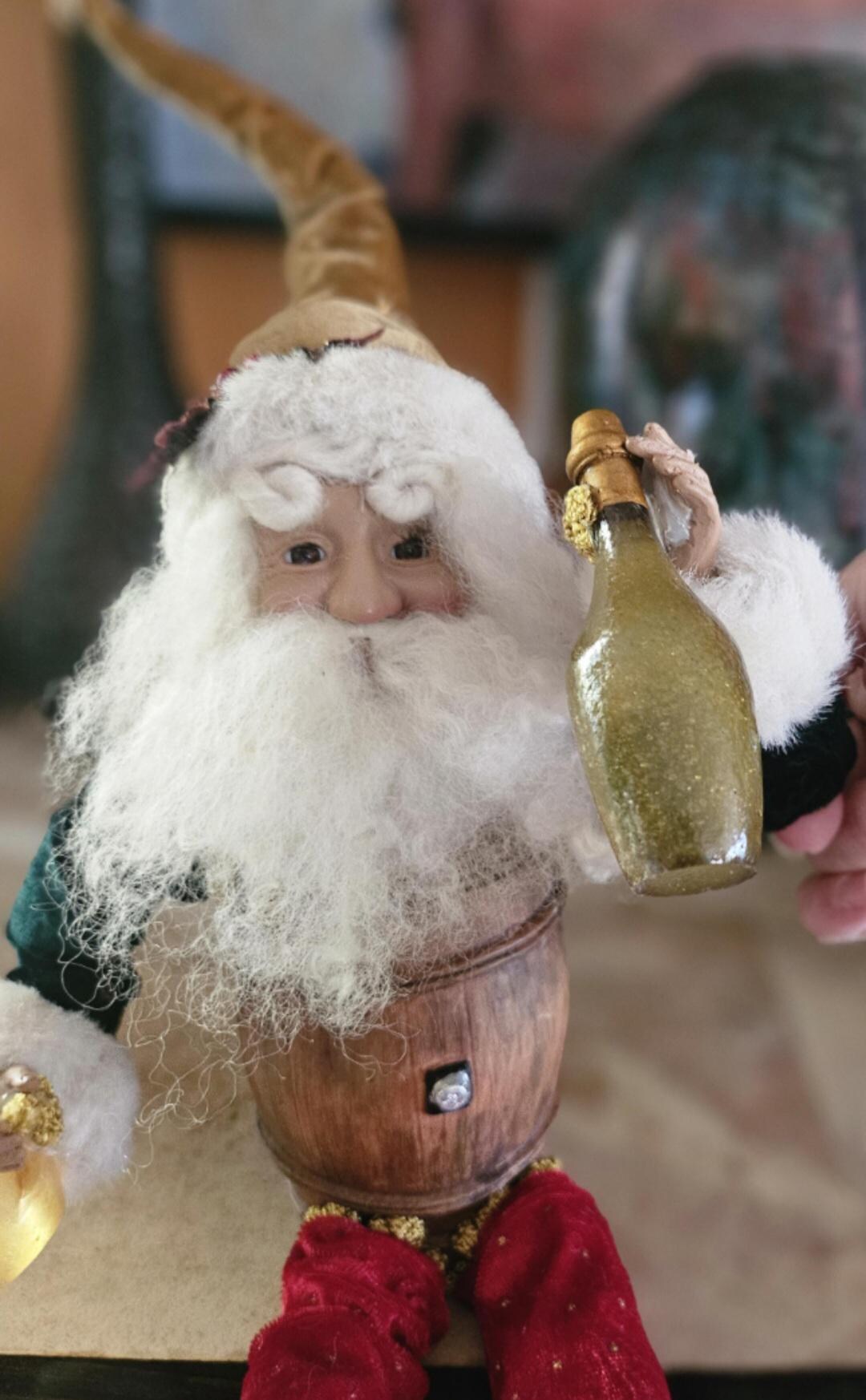 Vintage Drinking Wine Barrel Sitting Santa Booze Xmas Cheer Bubbly ...