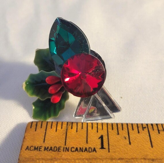 Vintage Hallmark 1973 Christmas Mouse Cameo Brooch/Pe… - Gem