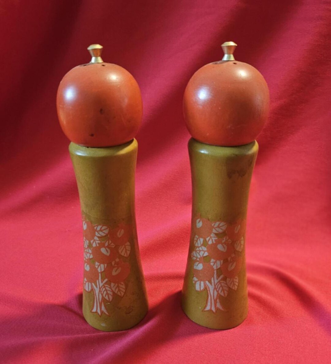 Vintage 1970s Salt and Pepper Shakers Orange Dark Mustard Color Retro ...
