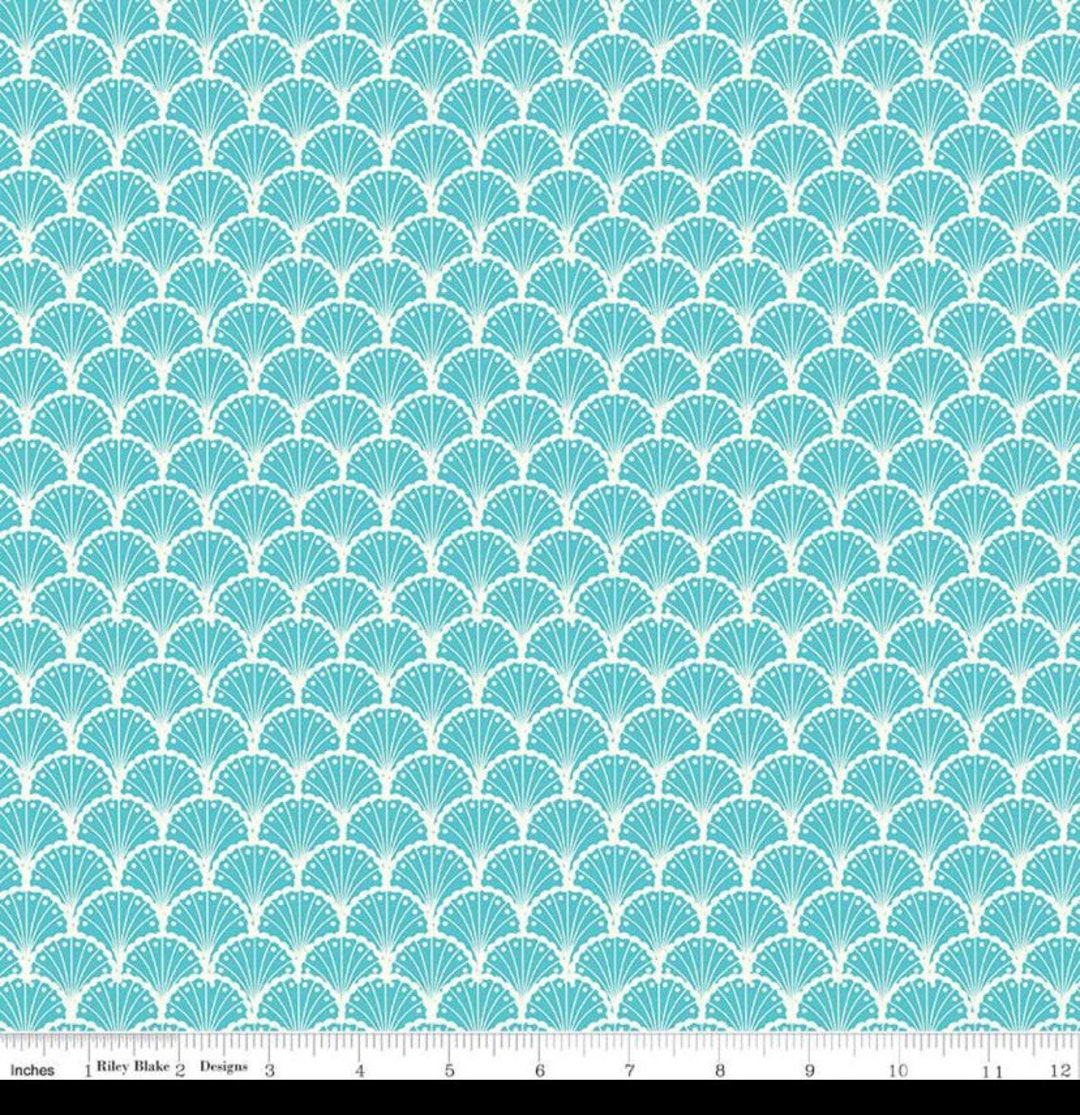 Scallop Fabric, Peacock Scallops, Stardust Scallops Peacock, Multi Arch ...