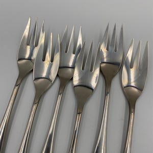 Set of 6 Oneida / Heirloom Stainless Steel OMNI Salad Forks - Etsy