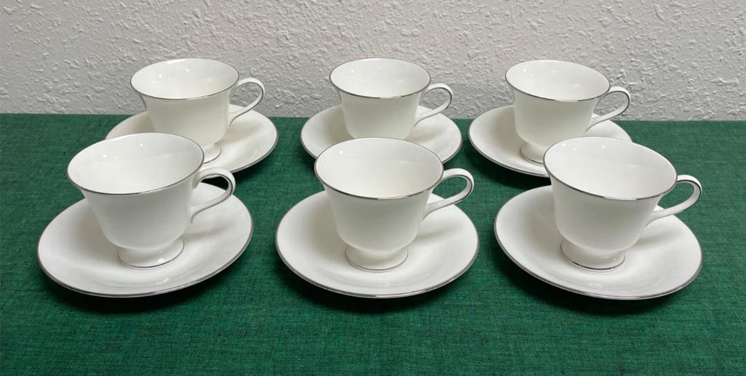 Set of 6 Wedgwood Bone Chine SILVER ERMINE Cups & Saucers - Etsy