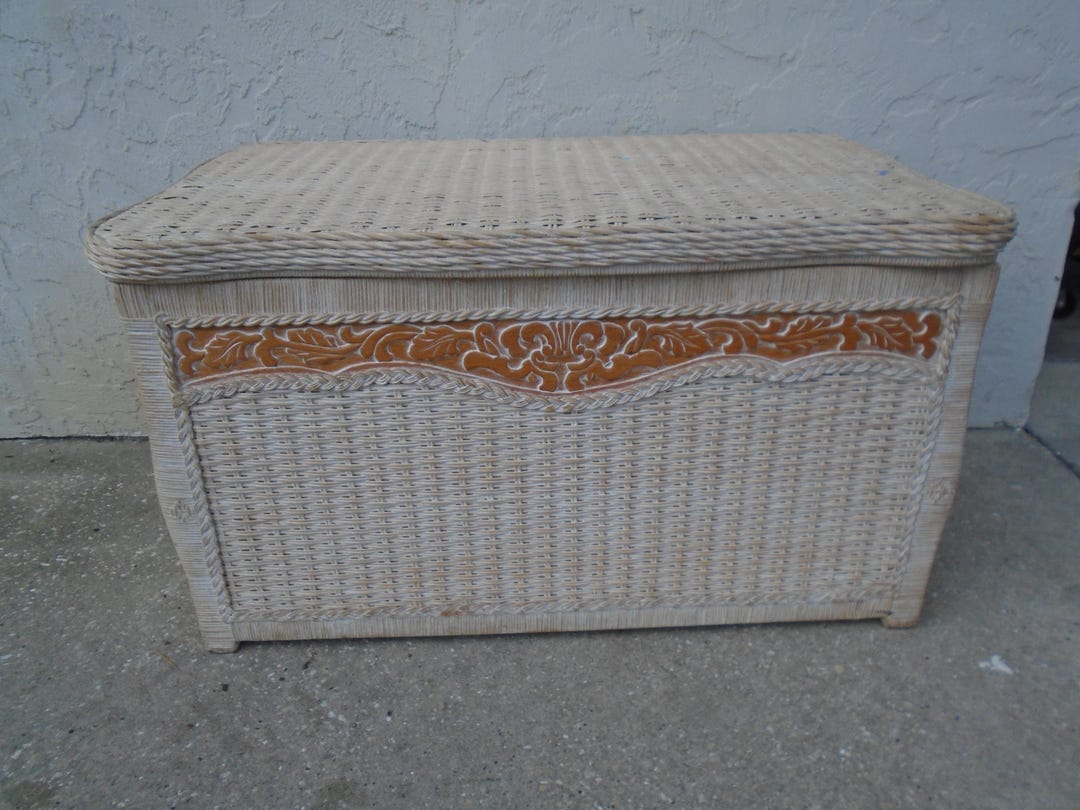 Vintage Pier 1 Wicker Large Trunk Cottage Jamaica Imports One Rattan ...