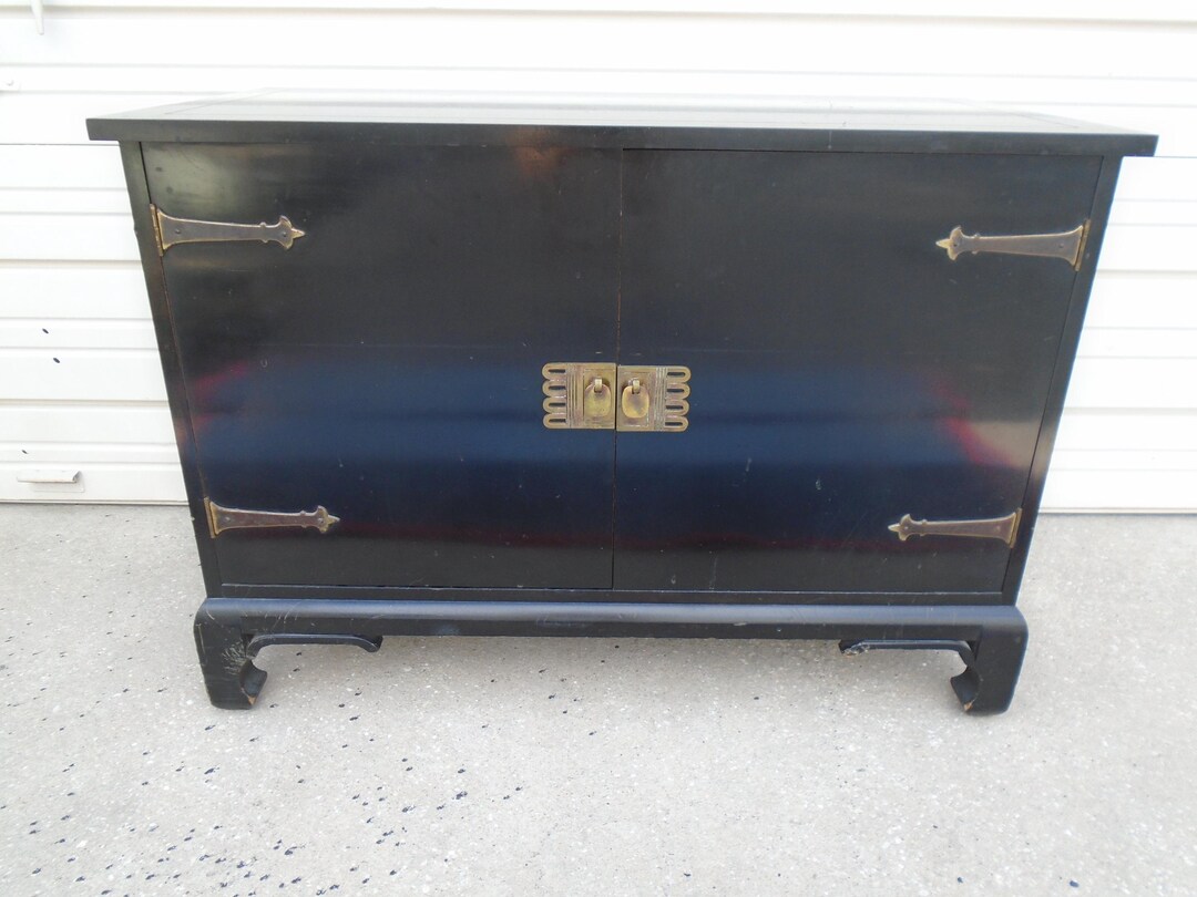 Asian Cabinet Server Ming Chow Feet Prayer Table Console Regency Altar ...