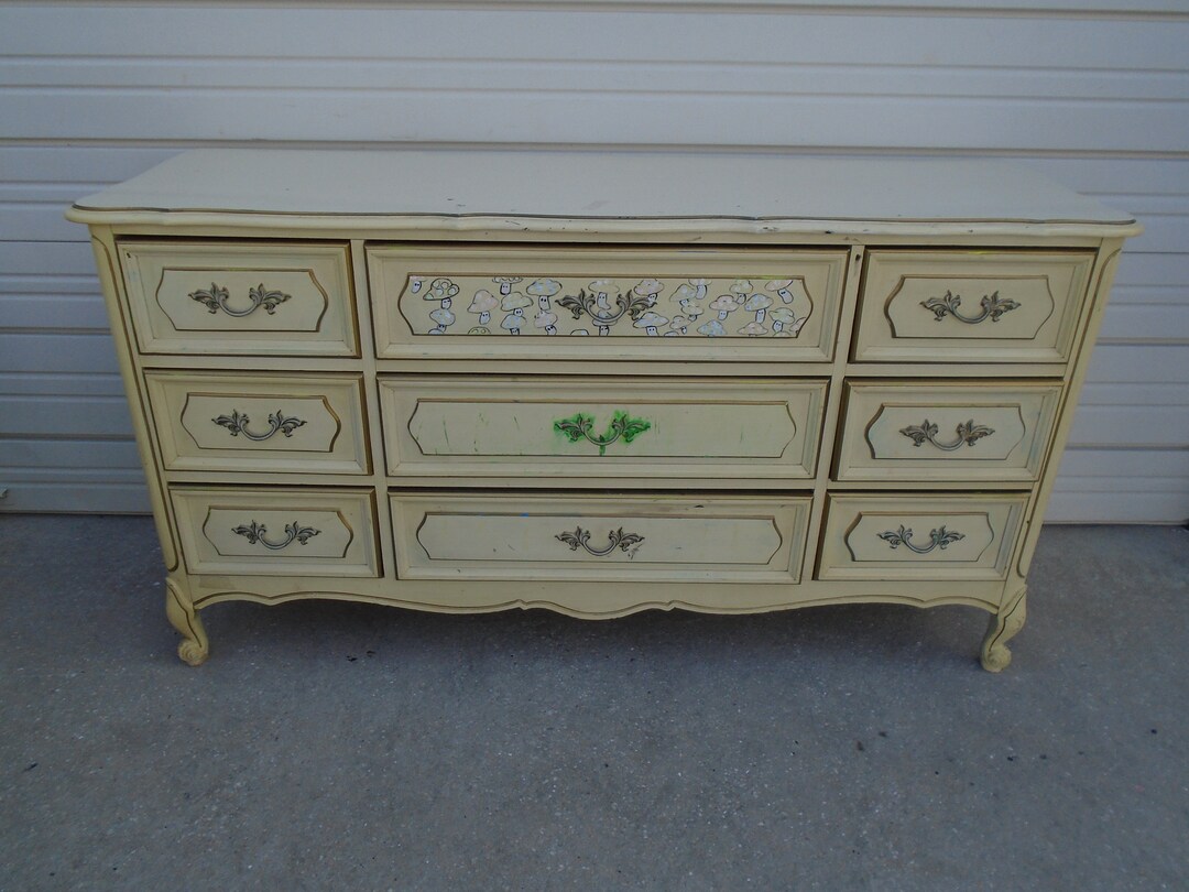 TLC Henry Link Dresser French Provincial Italian Country Bureau ...