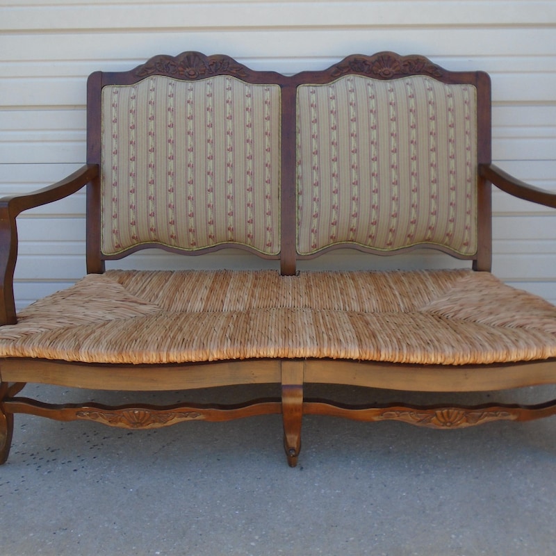 French Loveseat Settee - Etsy