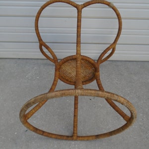 Vintage Wicker Dining Table BASE Flower Clover Rounded Rattan Tropical ...