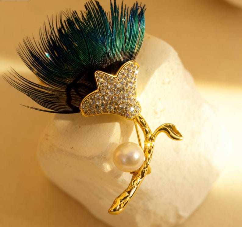 Peacock Feather Pearl Brooch - Etsy