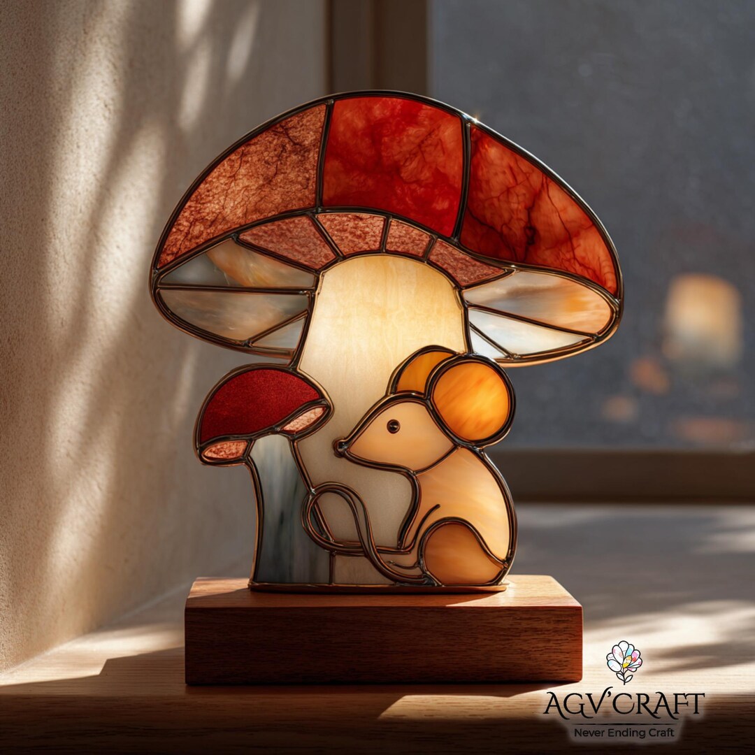 Mushroom and Mouse Stained Glass Pattern, Mushroom Suncatcher, Mushroom ...
