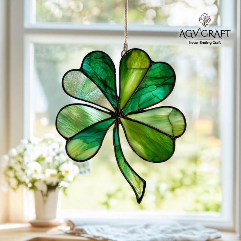 Shamrock Stained Glass Pattern, Shamrock Suncatcher, Green Shamrock ...
