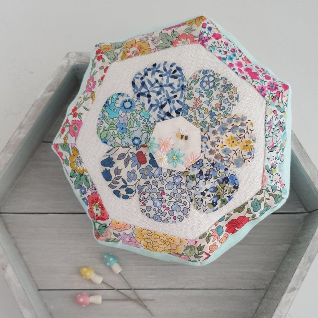 Bee Happy Pincushion - Pattern and EPP Papers - Etsy