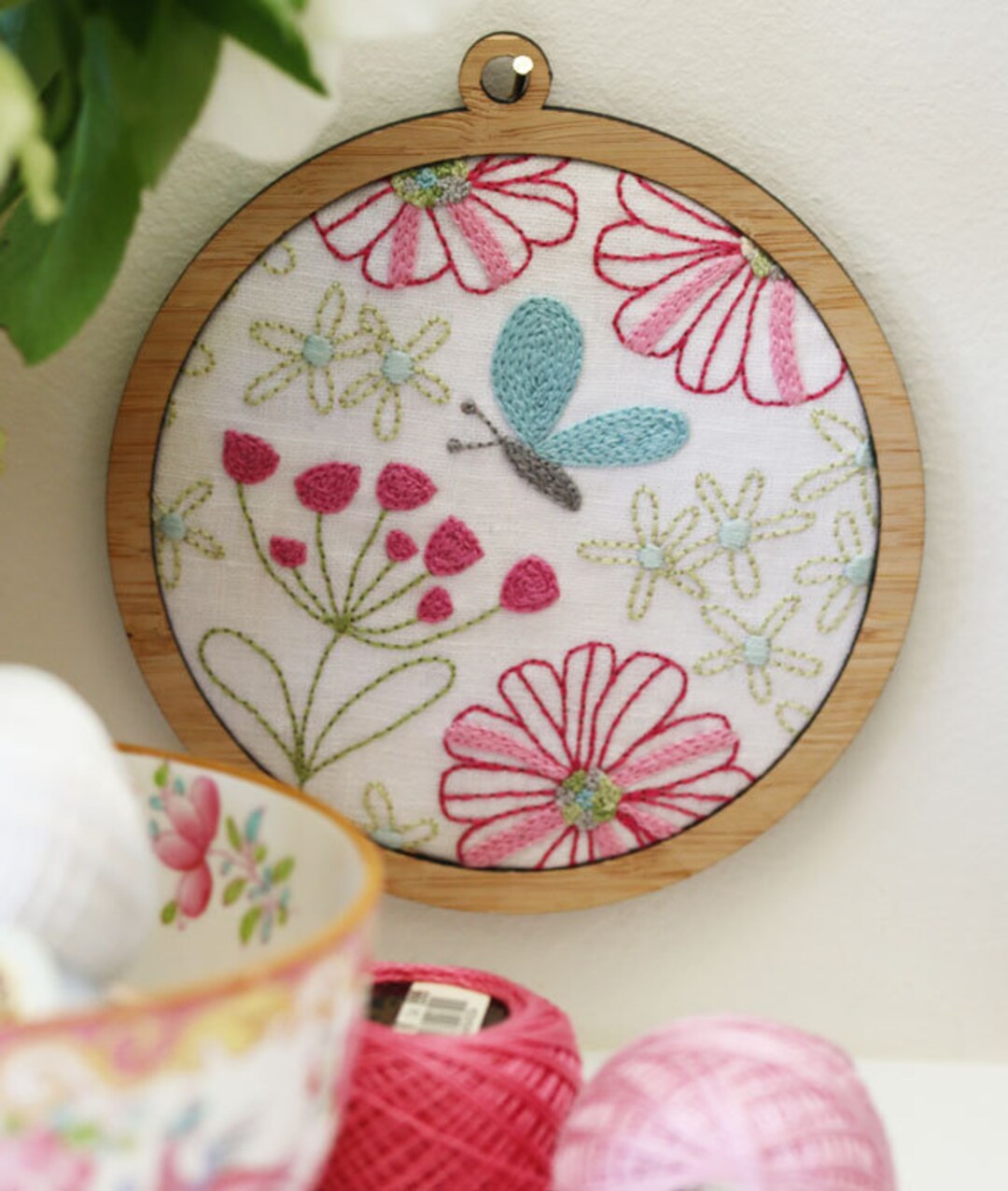 It's Spring Stitchery Kit - Etsy