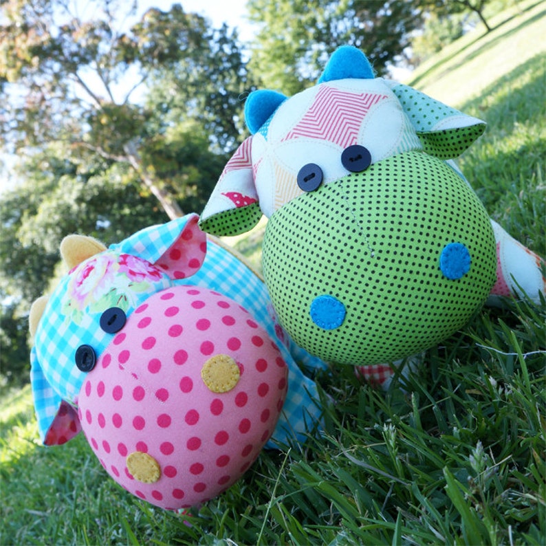 MOO MOO Pattern - Etsy