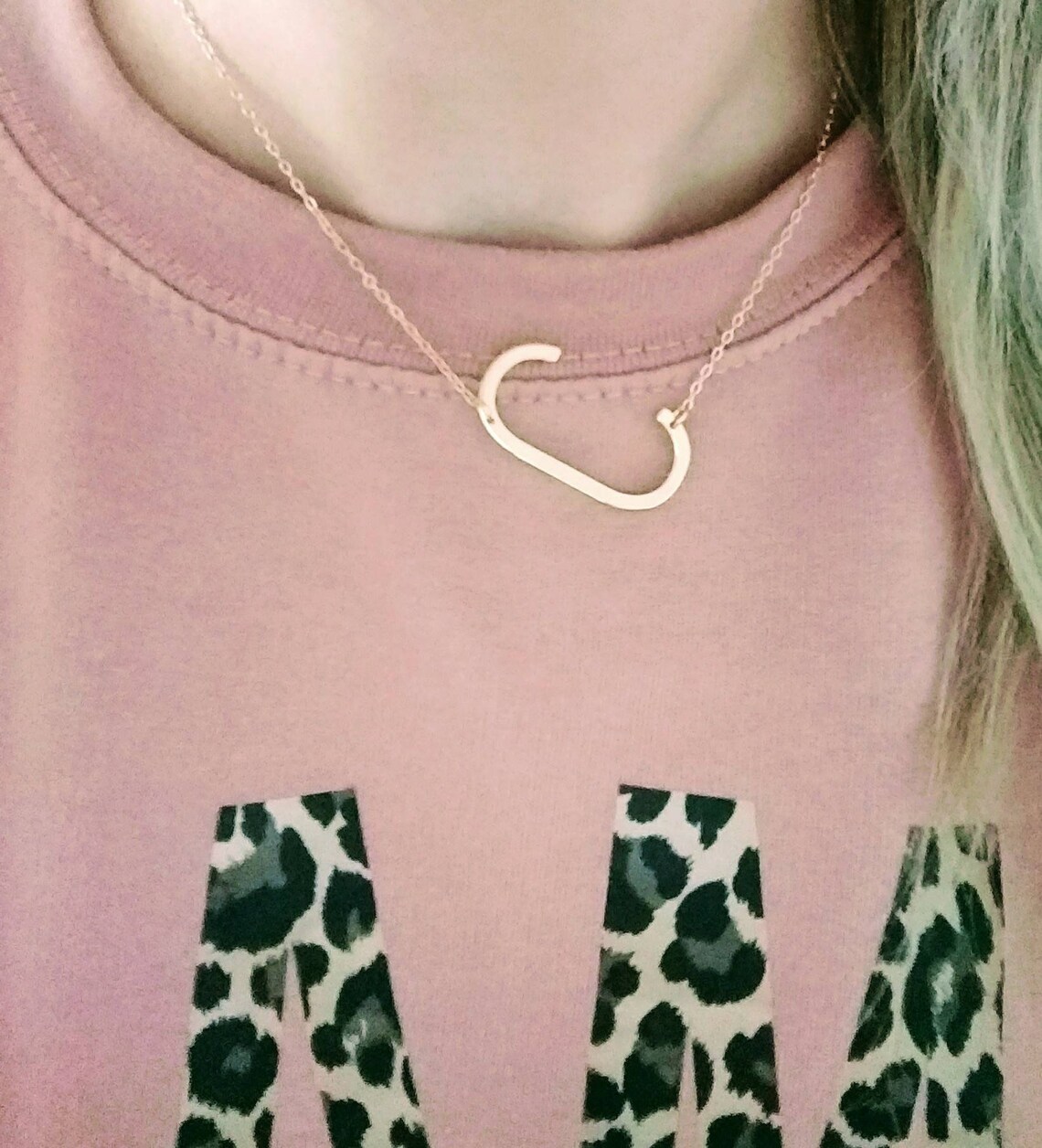 Collar de letras laterales de oro grande collar de nombre - Etsy España