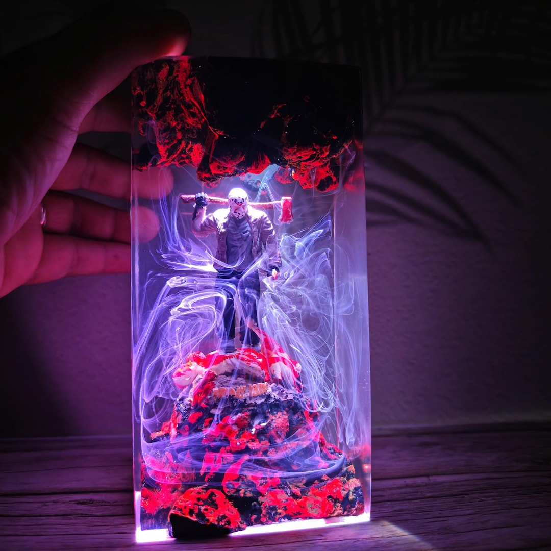Creepy Horror Movie Inspired LED Resin Lamp - Spooky Halloween Decor ...