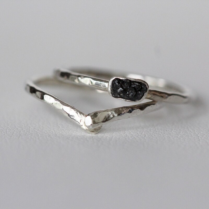 Black Raw Diamond Band - Etsy UK