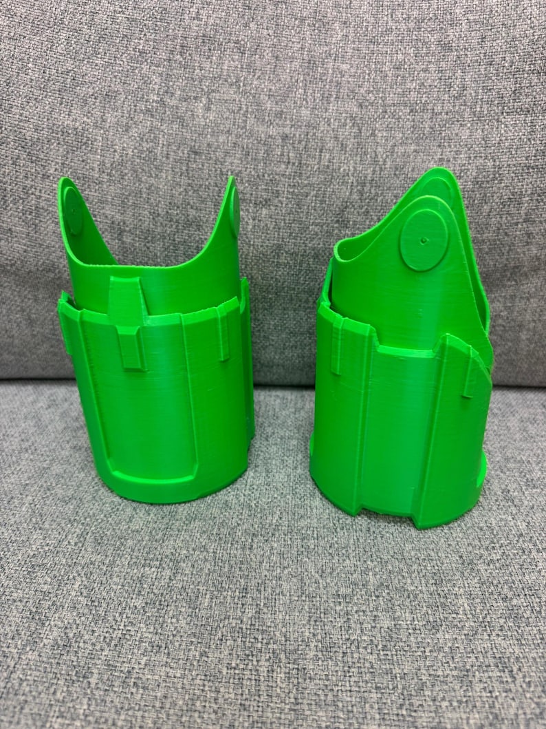 3D Printed Battle Damaged Cyborg Arm - Dr. Doom, Winter Soldier, Jax ...