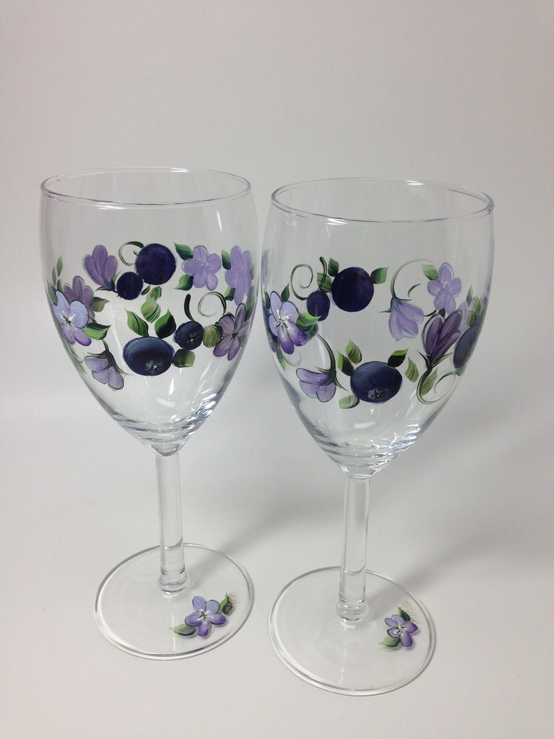 Wine Glasses 8 Oz. With Blueberries & Blossoms Hand Painted - Etsy