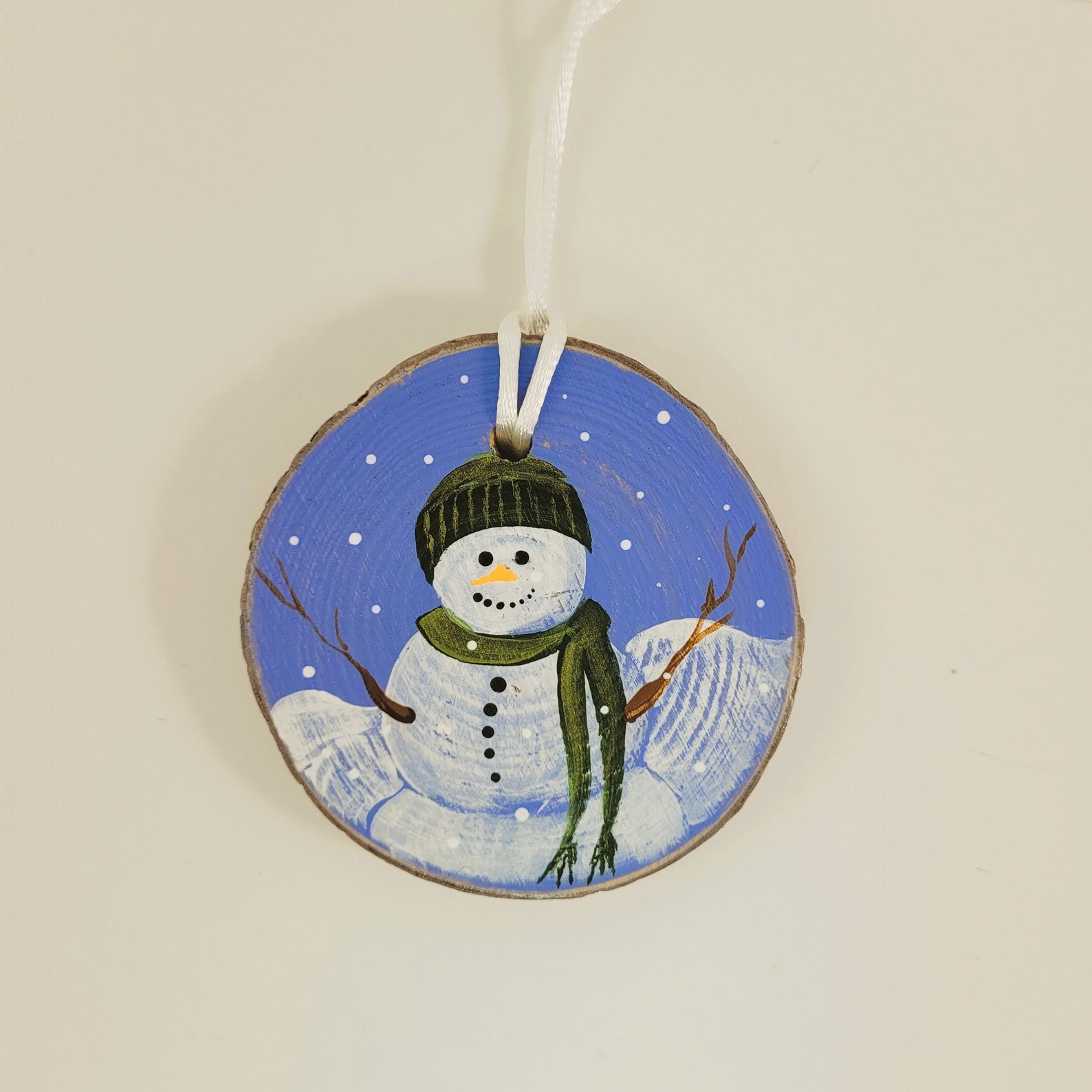 Snowman Rustic Hand-painted Xmas Ornament on Wooden Disc - Etsy