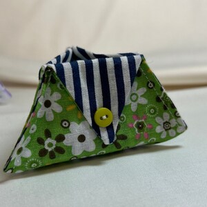 Triangle Bin/mini Thread Catcher, Compact 4 Travel, Stocking Stuffer ...