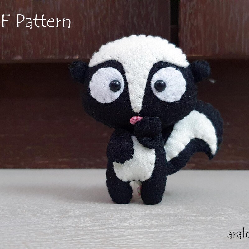 Felt Skunk Pattern - Etsy
