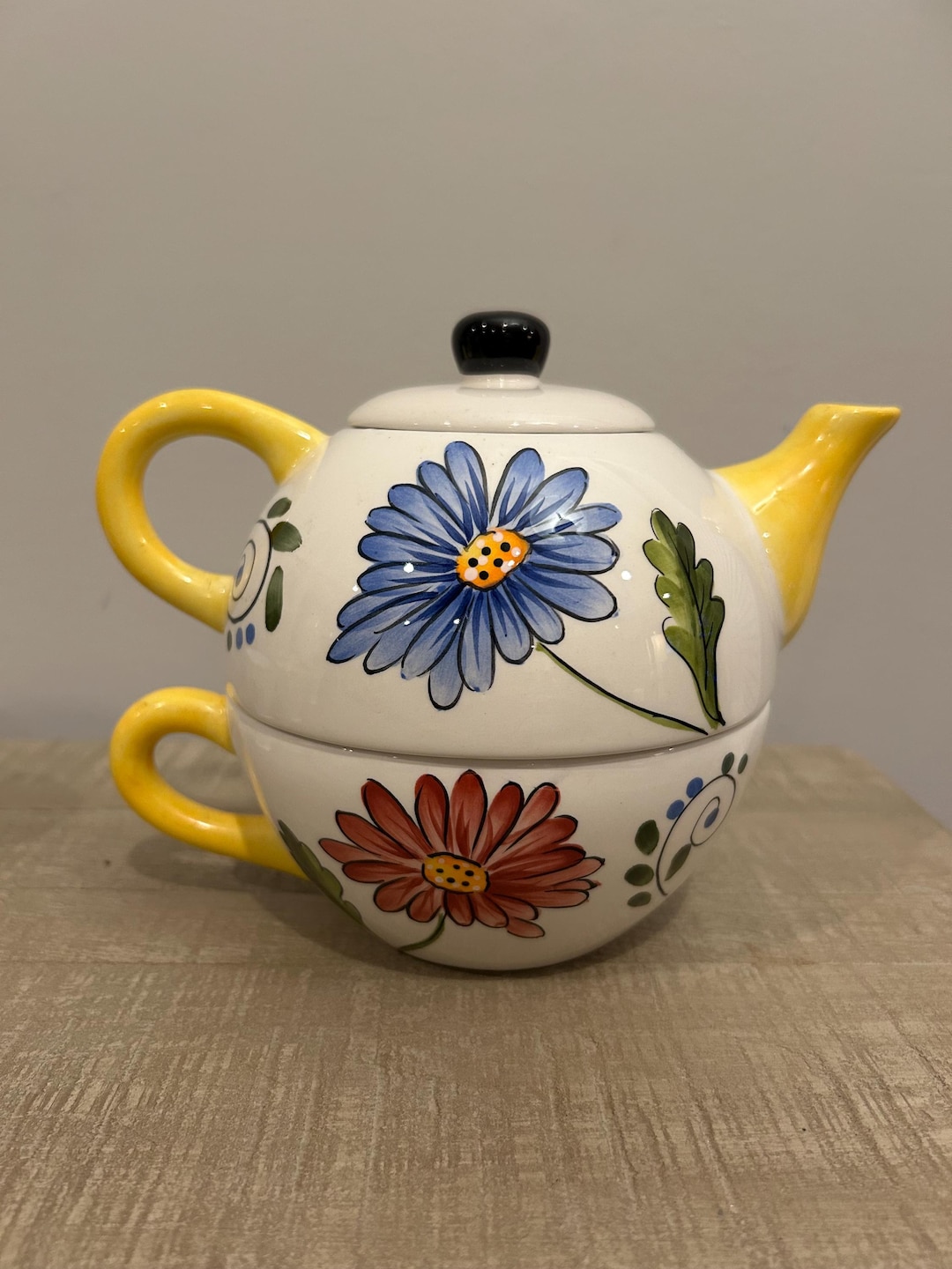 Vintage-inspired World Market Tea Pot & Stackable Tea Cup Set - Etsy